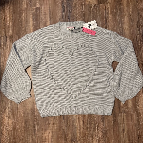 ANDREE BY UNIT | Sweaters | Nwt Andree By Unit Grey Puff Ball Heart ...